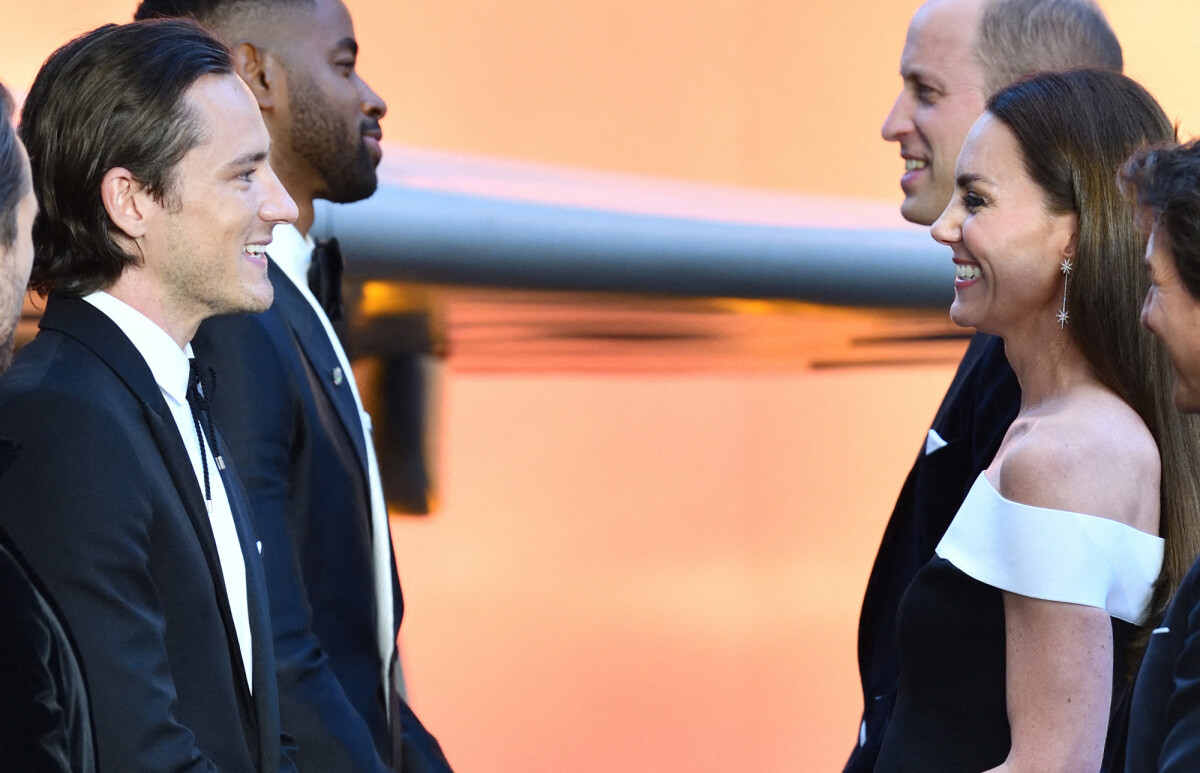 Photo : Lewis Pullman, Jay Ellis, le prince William, duc de Cambridge ...