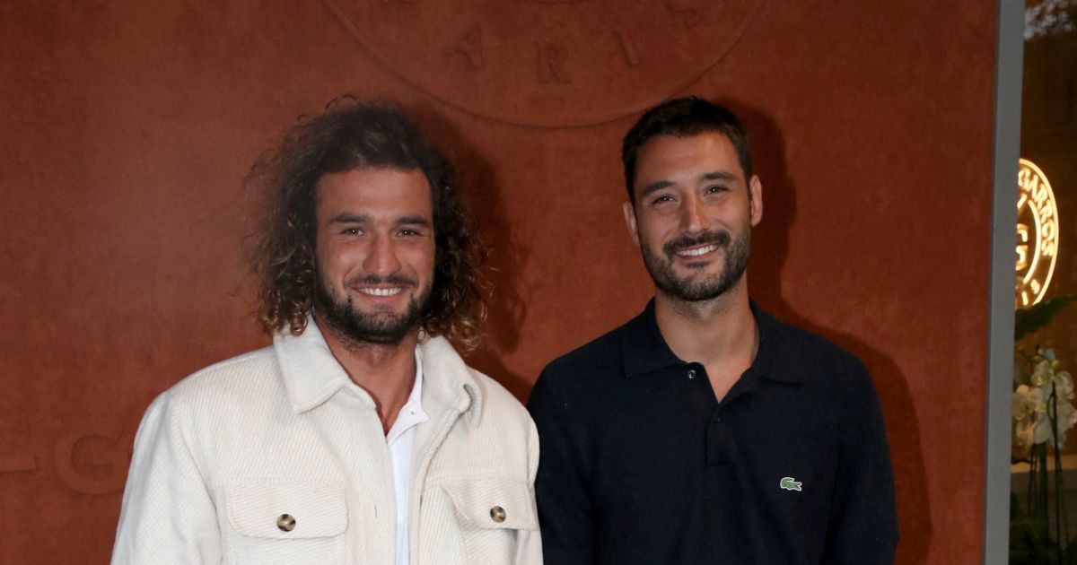 Lucas Frérot et son frère Jérémy Frérot au village (Jour 2) lors des ...
