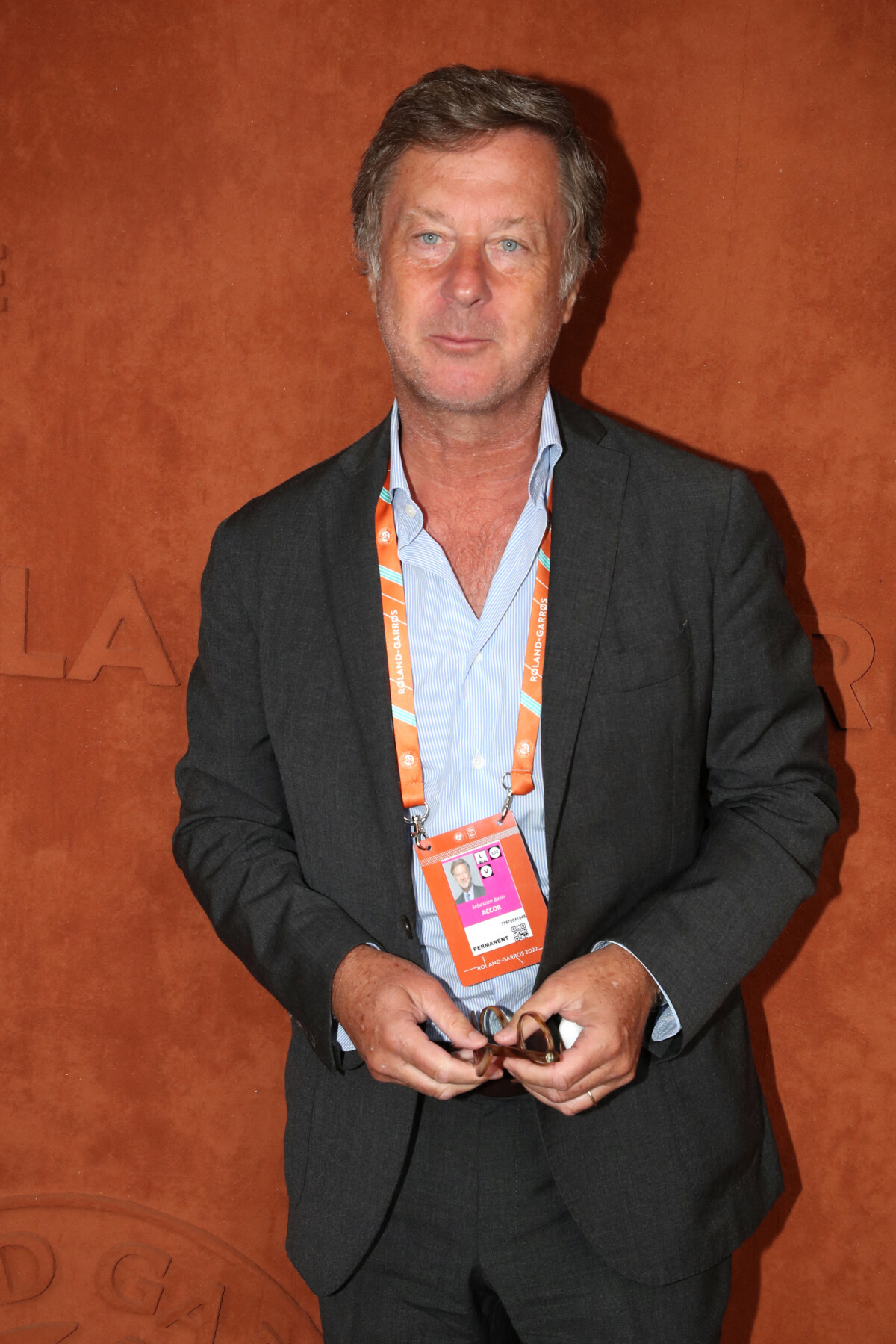 Photo : Sébastien Bazin (PDG du groupe hôtelier Accor) au village (Jour ...