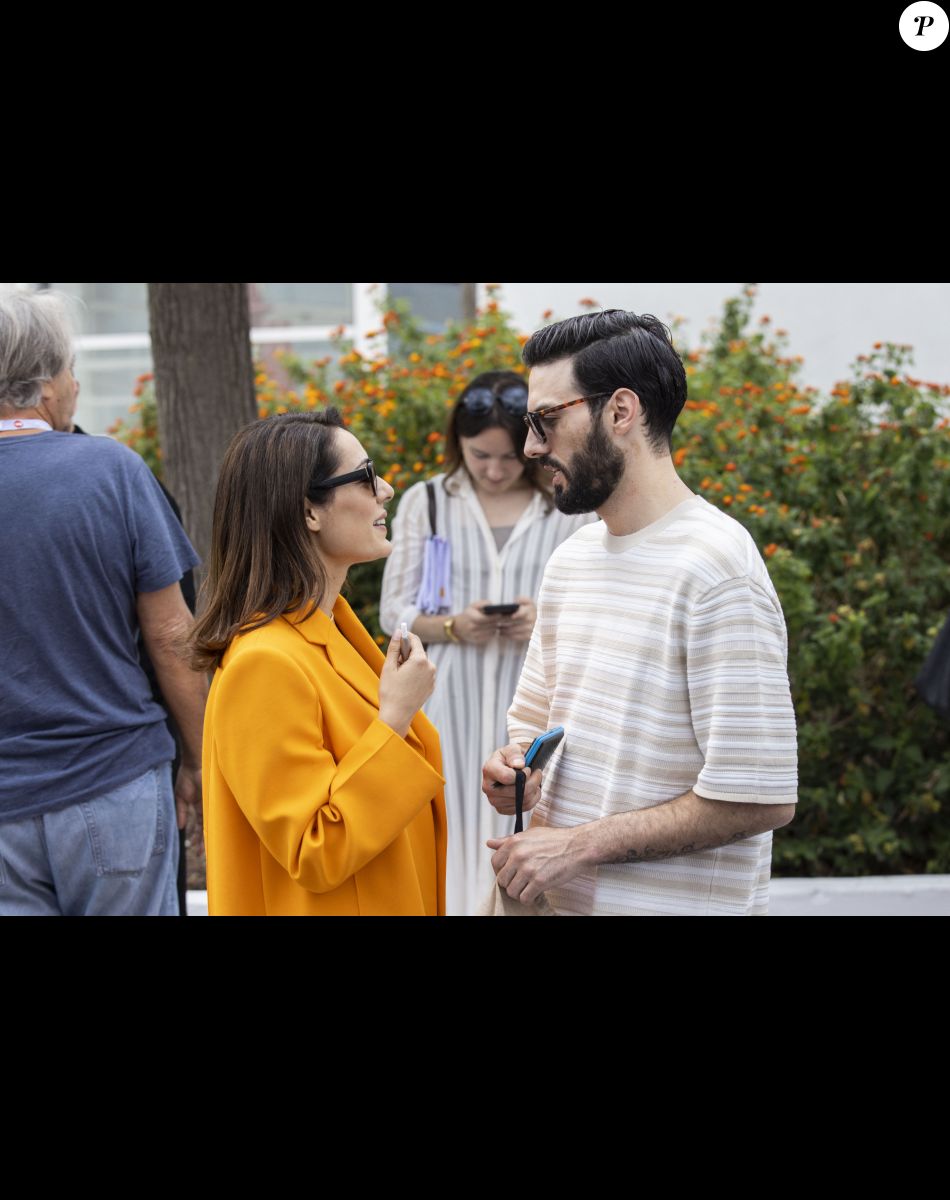 Sofia Essaidi en couple : elle embrasse passionnément son chéri, Adrien ...