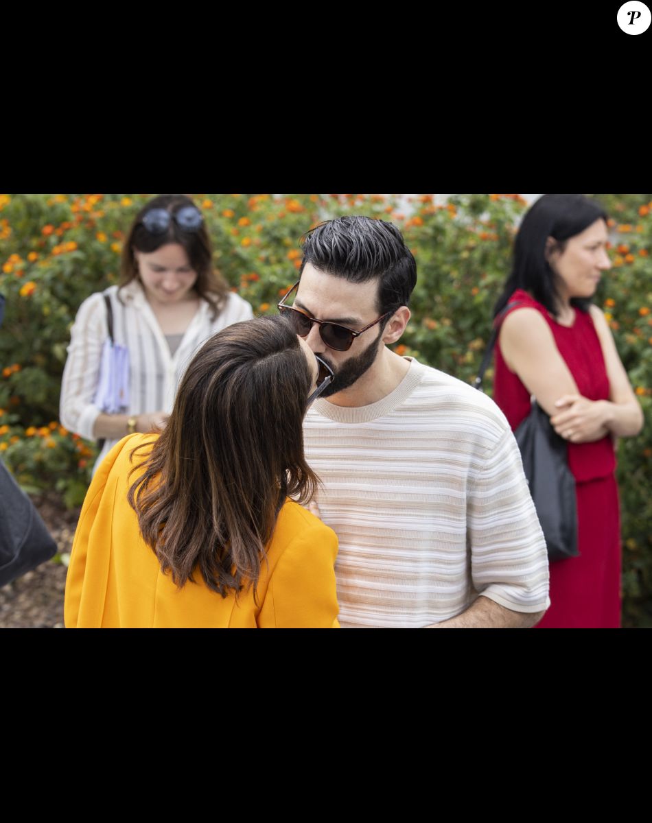 Sofia Essaidi en couple : elle embrasse passionnément son chéri, Adrien ...