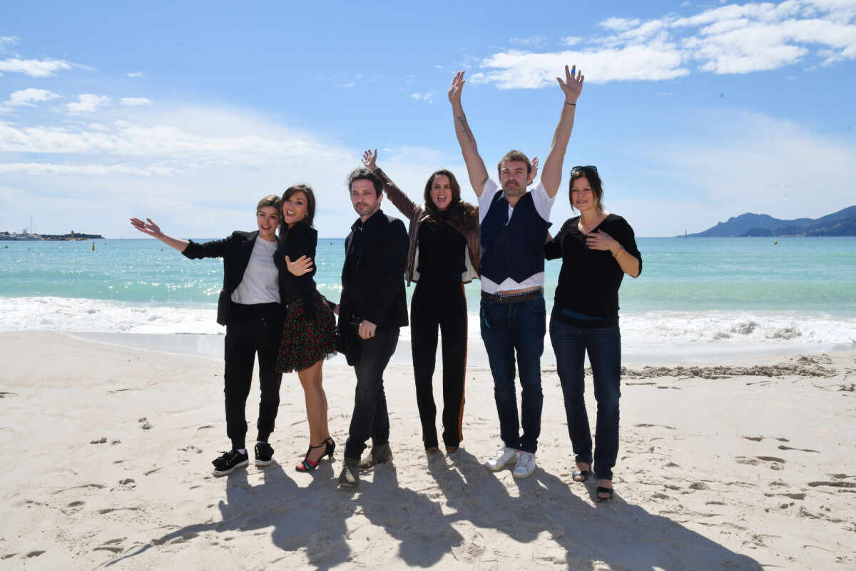 Photo : Charlotte Marzo, Elsa Esnoult, Sébastien Roch, Carole Dechantre ...