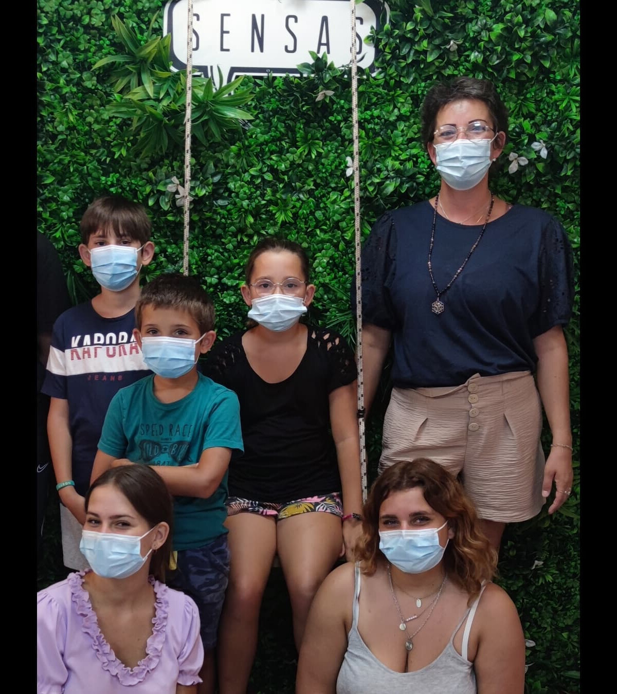 Photo : Cindy Reymond, maman de neufs enfants dans "Familles nombreuses ...
