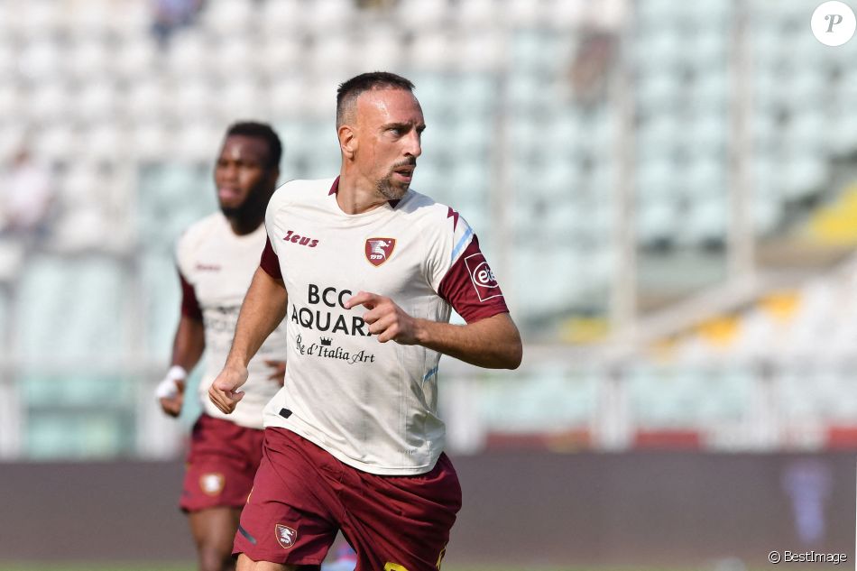 Franck Ribéry fait sa première apparition sous le maillot de la ...