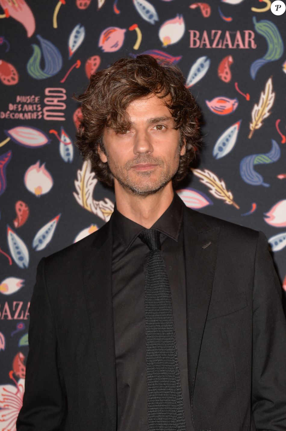 Semi Exclusif - David Jarre au photocall de la soirée Harper's Bazaar ...