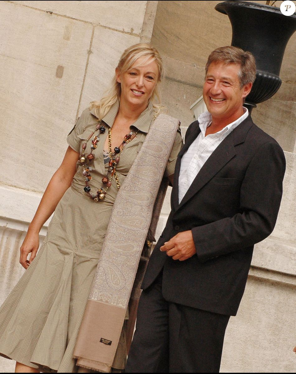 Mimie Mathy mariée à Benoist Gerard : robe en dentelle, diadème... une ...