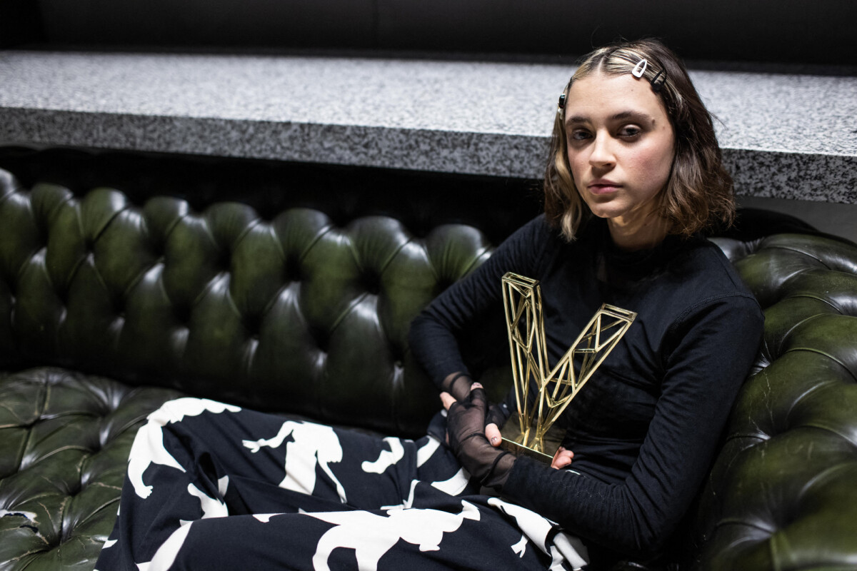 Photo : Exclusif - Pomme (victoire de l'artiste féminine) - Backstage ...