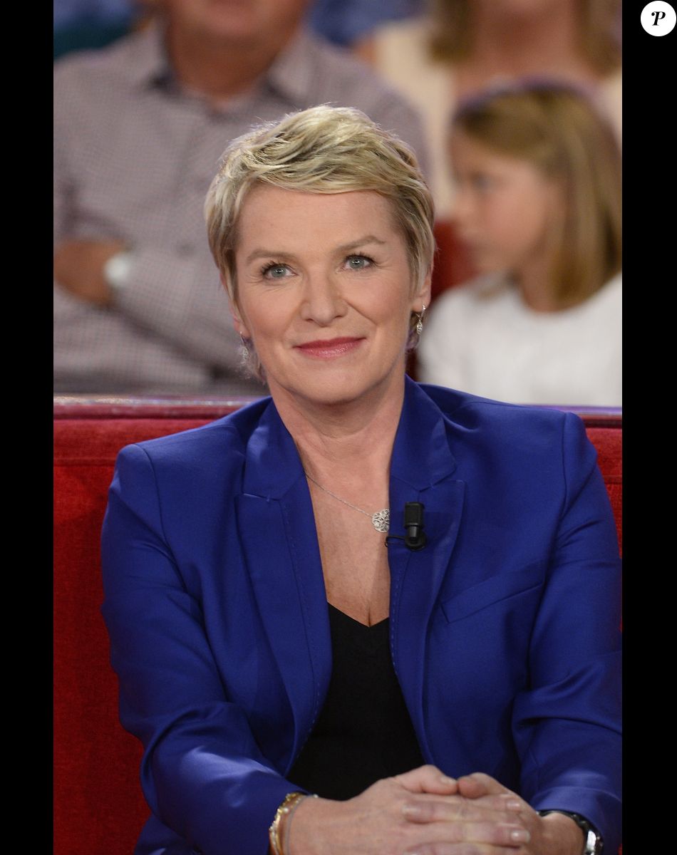 Elise Lucet : Sa fille Rose (15 ans), très "angoissée", a pris une ...