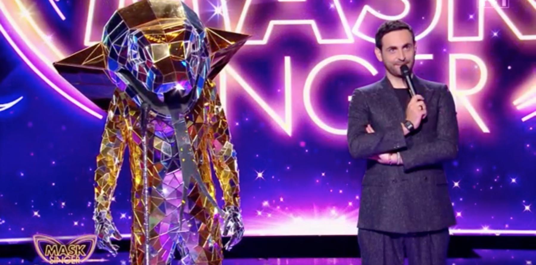 Mask Singer 4 - Le Cobra démasqué : une immense star se cachait sous ce ...