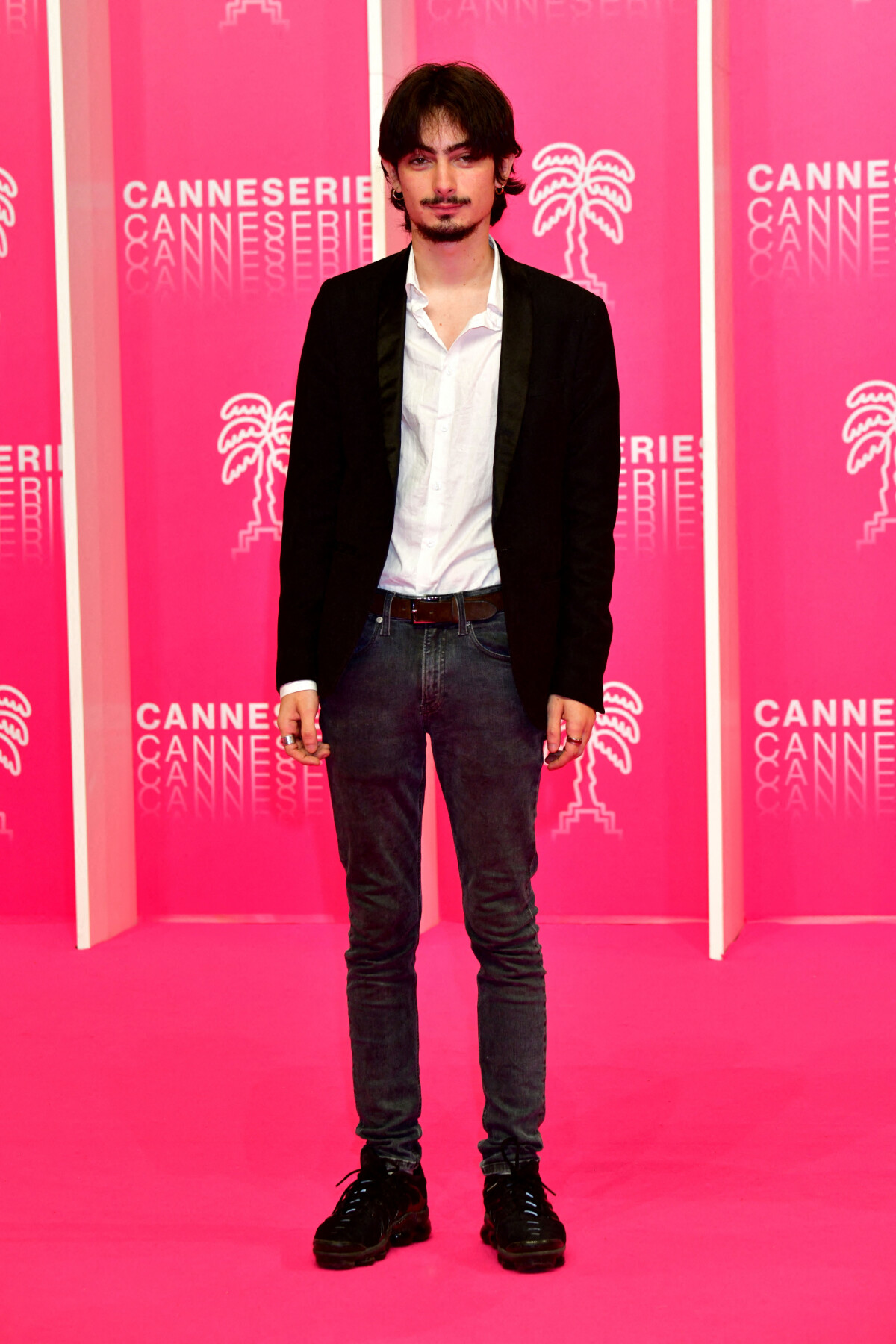 Photo : Théo Fernandez lors de la troisième soirée du Canneseries ...