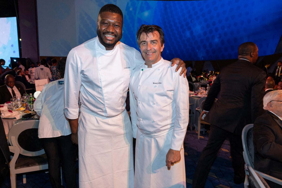 Photo : Exclusif - Le chef 3 étoiles Yannick Alleno et le chef Junior ...