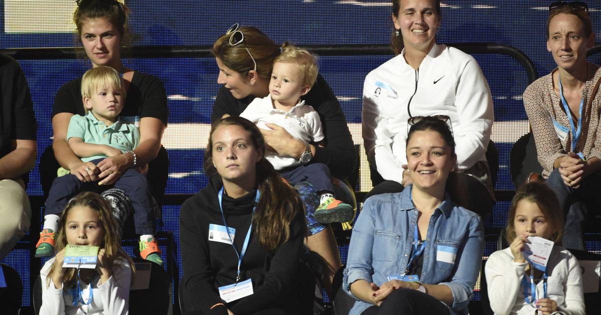Mirka Federer avec ses jumeaux Lenny et Leo et les jumelles Charlene ...