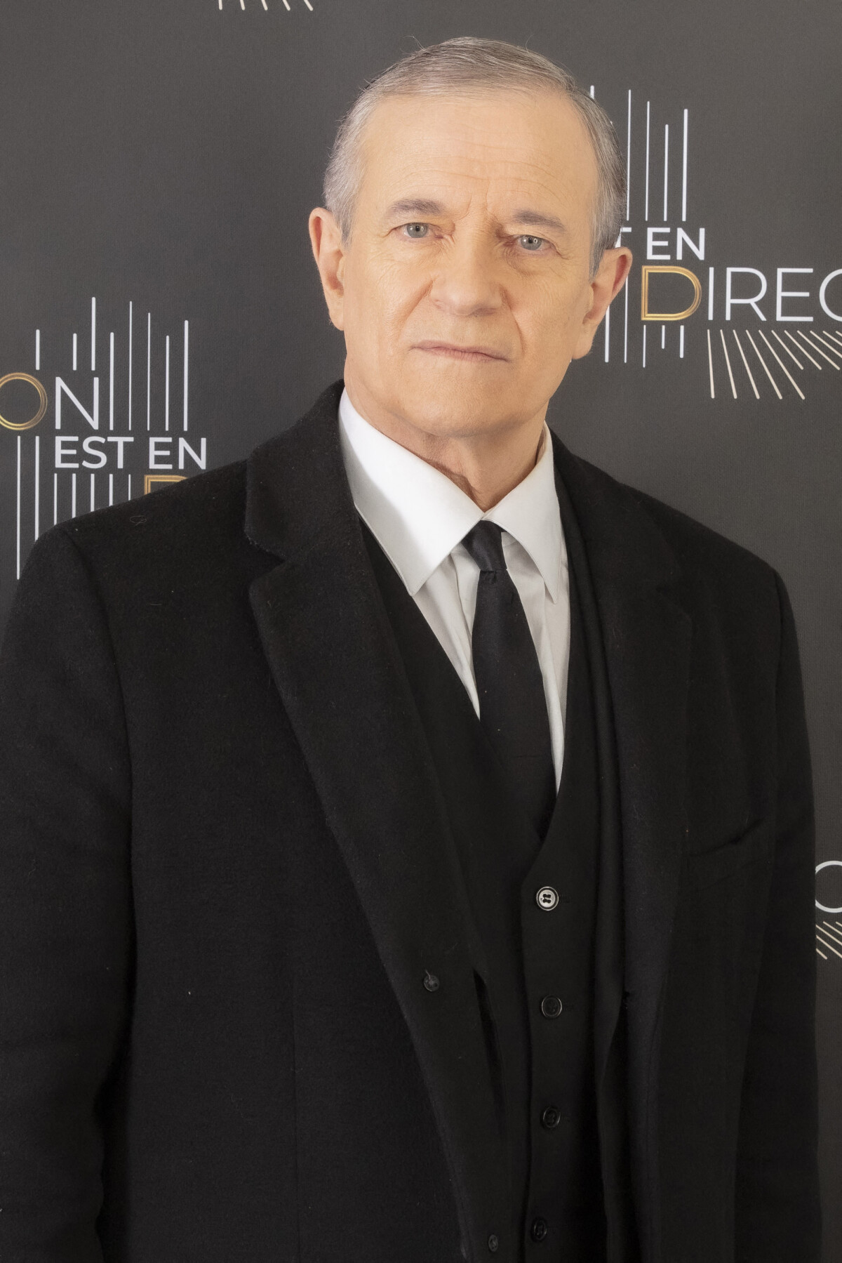 Photo : Francis Huster - Backstage de l'émission "On est en Direct ...