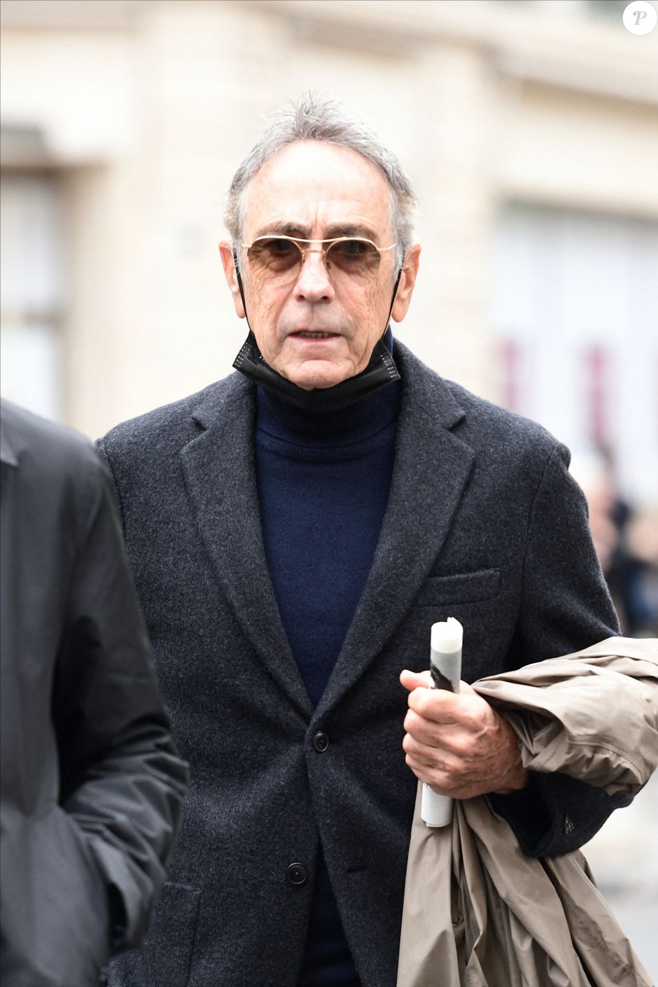 Exclusif - Alain Chamfort - Hommage à la chanteuse Dani en l'église Saint-Roch à Paris le 1er ...