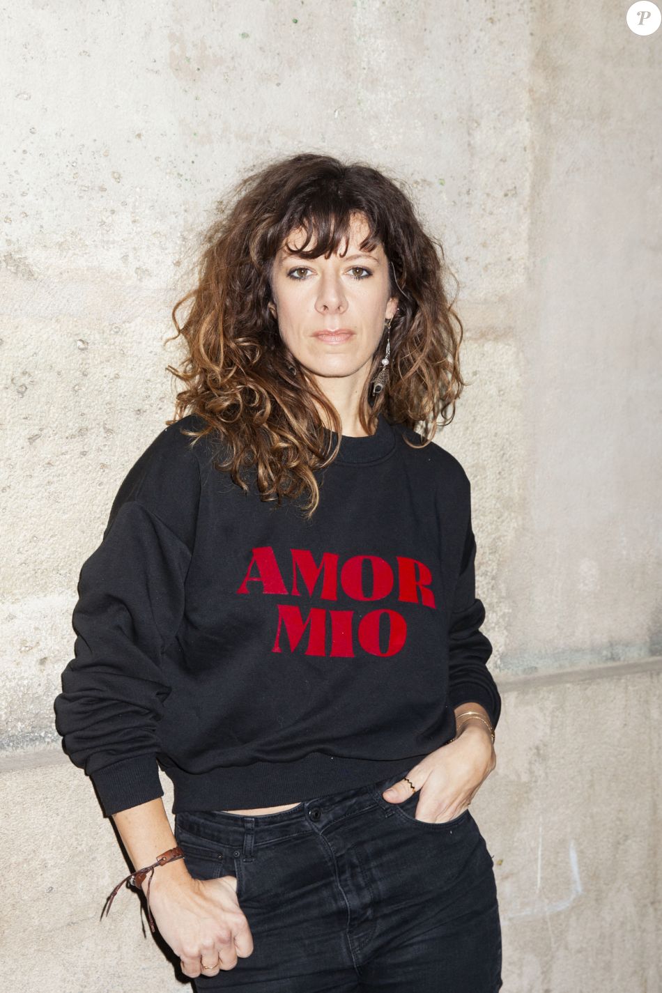 Exclusif - Rendez-vous avec Magali Ripoll, la choriste de l'émission N ...