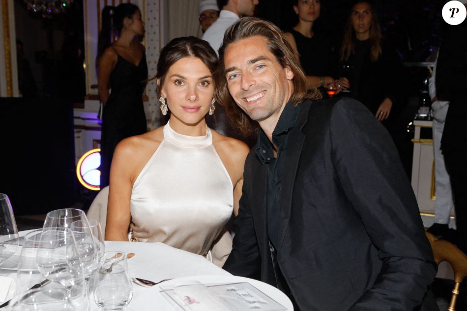 Camille Lacourt et sa compagne Alice Detollenaere - Paris, le 29 ...