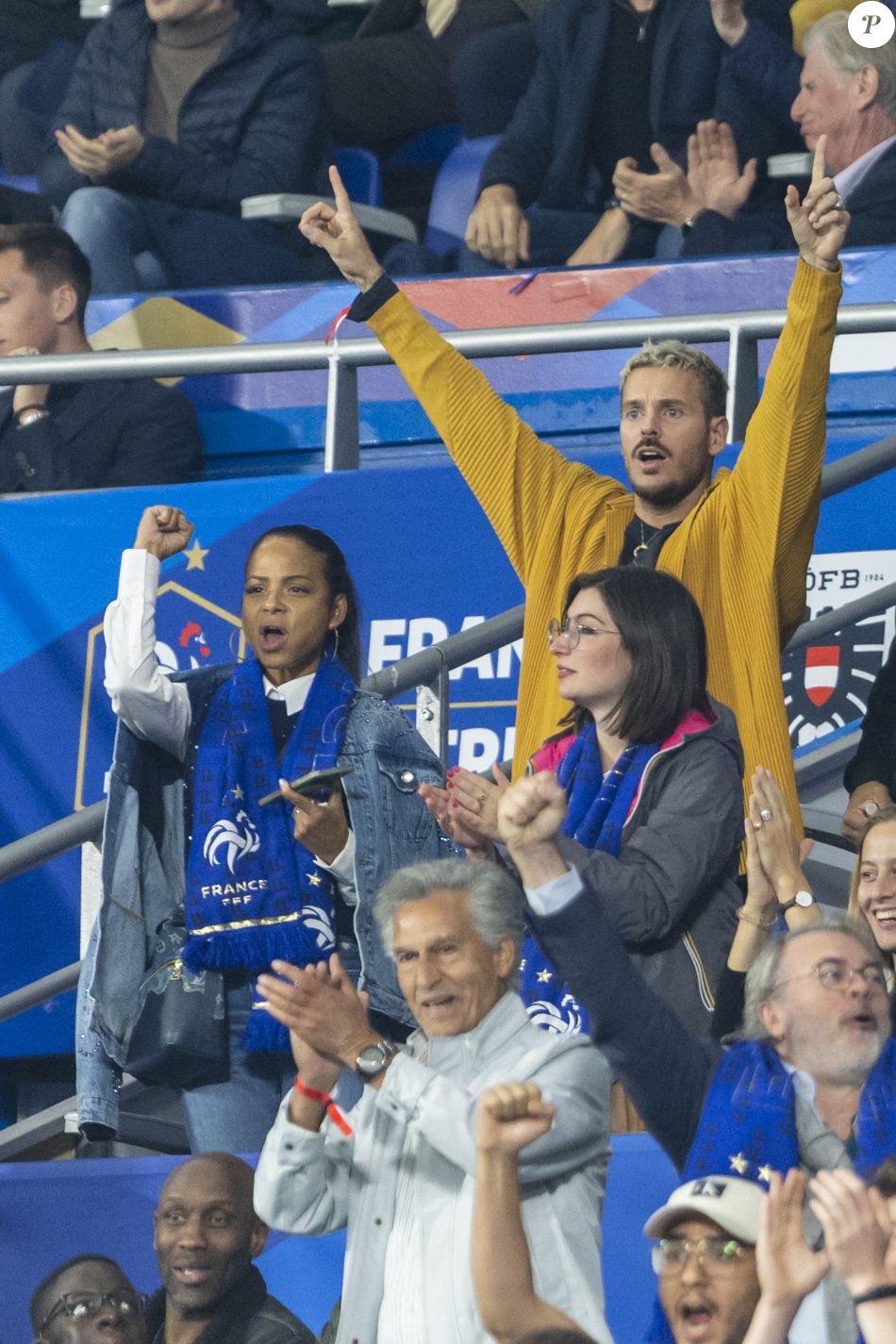 M. Pokora (Matt Pokora), sa femme Christina Milian assistent au match ...