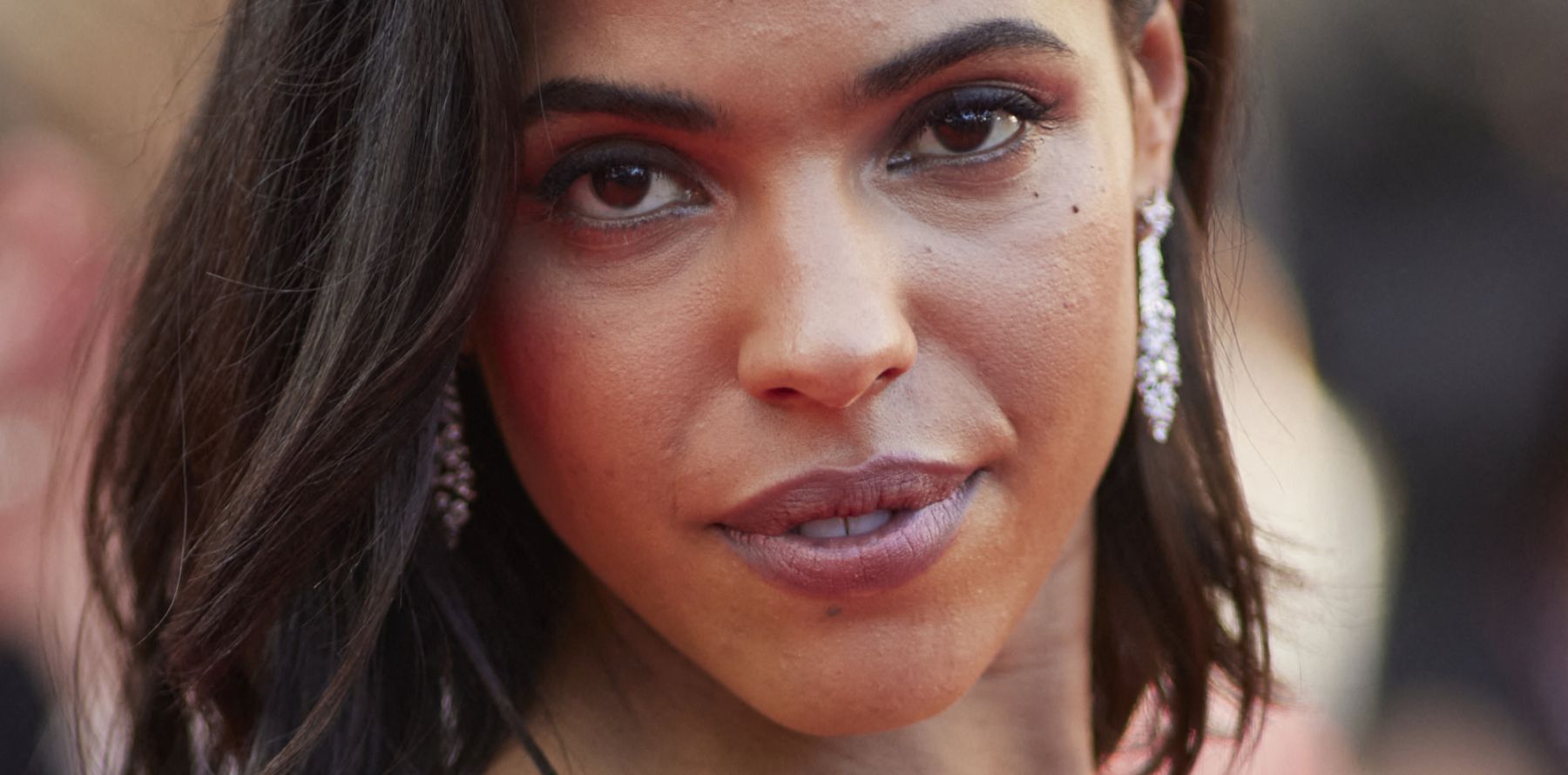 Zita Hanrot en couple avec un séduisant acteur depuis plus de 10 ans - Purepeople