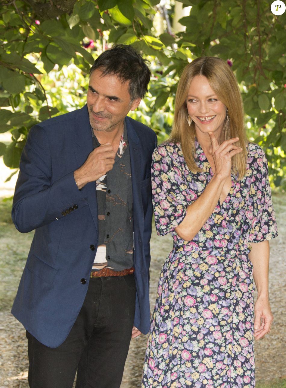 Samuel Benchetrit, Vanessa Paradis du film Cette musique ne joue pour ...