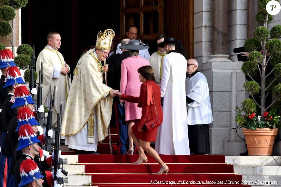 Mgr Dominique-Marie David archevêque de Monaco, la princesse Stéphanie ...