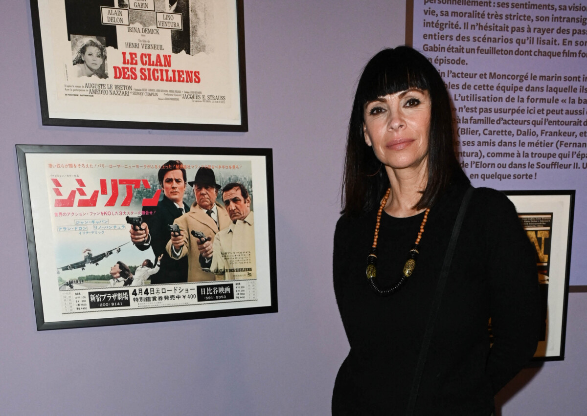 Photo : Mathilda May - Vernissage de l'exposition Jean Gabin à l'Espace ...