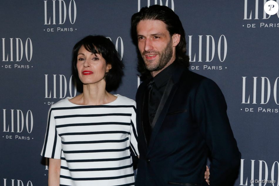 Marie-Claude Pietragalla et son compagnon Julien Derouault - Photocall ...