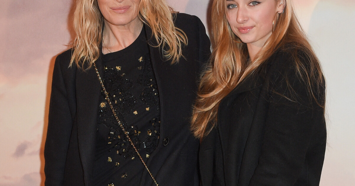 "Ni copine ni trop sévère" : Emma Smet se confie sur sa relation avec ...