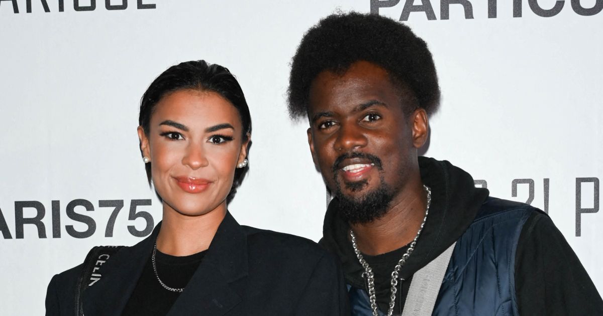 Black M et sa compagne Léa Djadja - People au defilé CHMPS ?! PARISSE ...