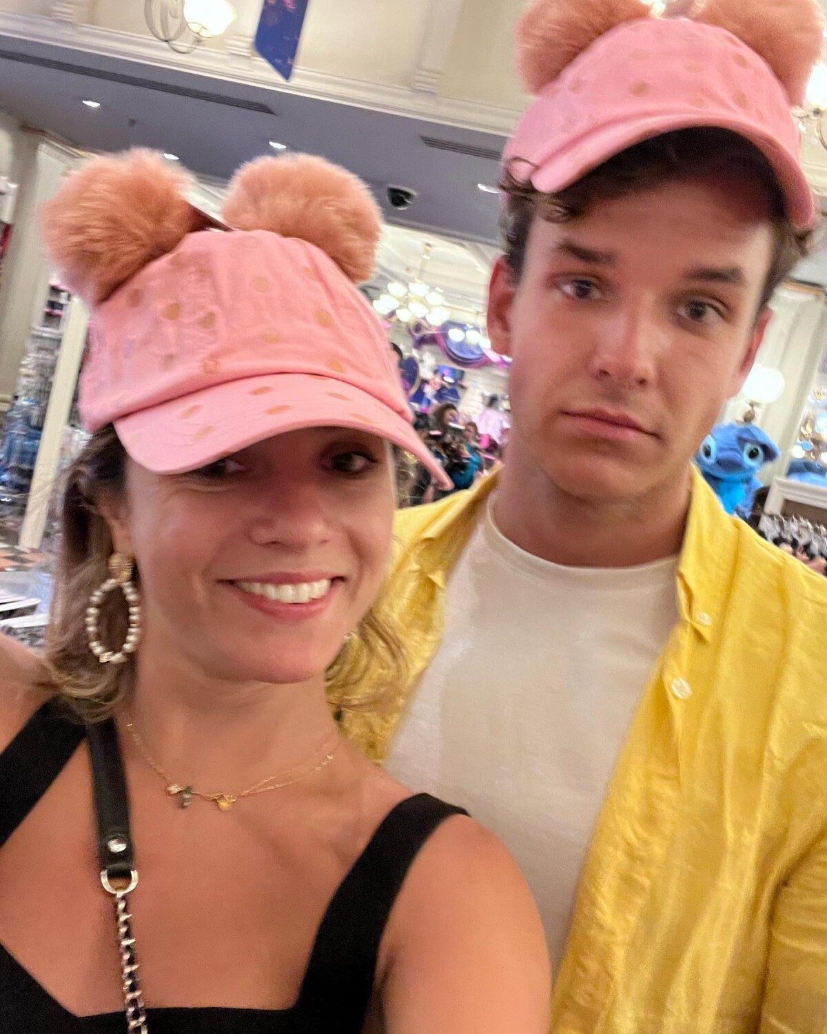 Photo : Théo Curin et sa nouvelle copine - Purepeople