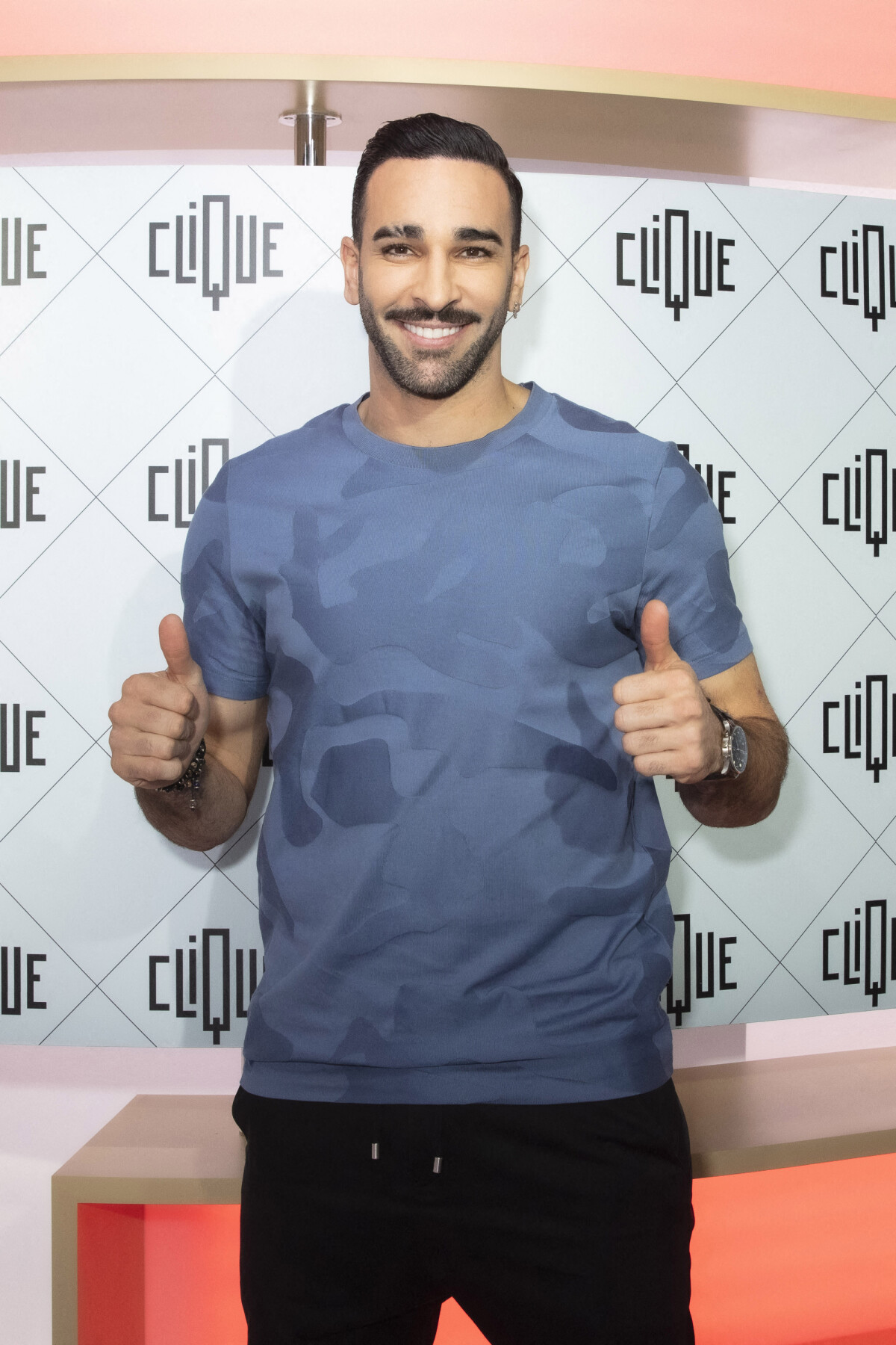 Photo : Exclusif - Adil Rami - Backstage de l'émission Clique ...