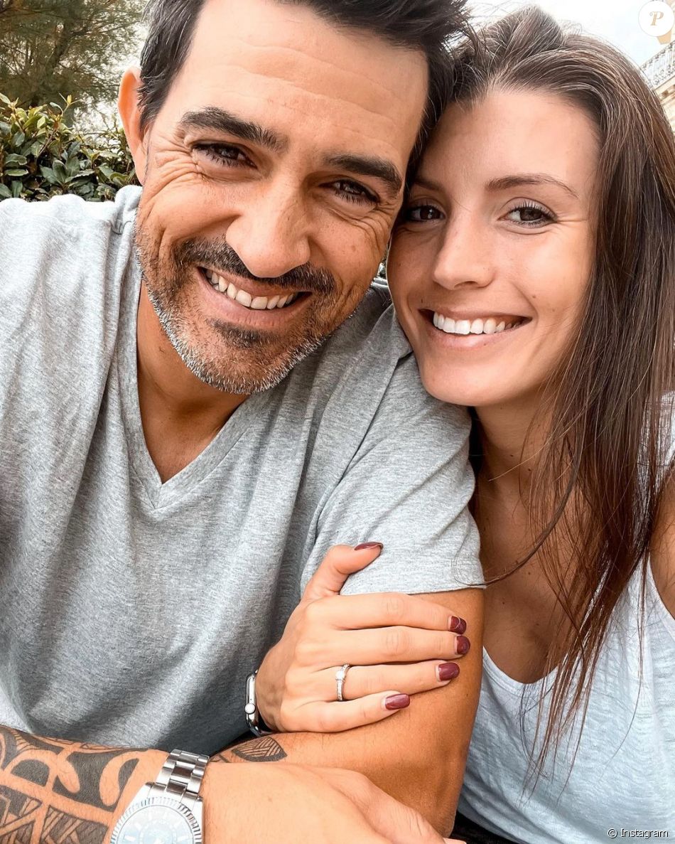 Jean-Pascal Lacoste et Delphine Tellier en couple et fiancés - Purepeople