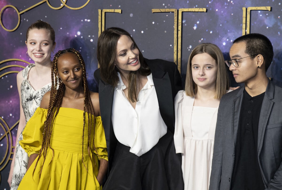 Photo Angelina Jolie Et Ses Enfants Shiloh Zahara Vivienne Maddox