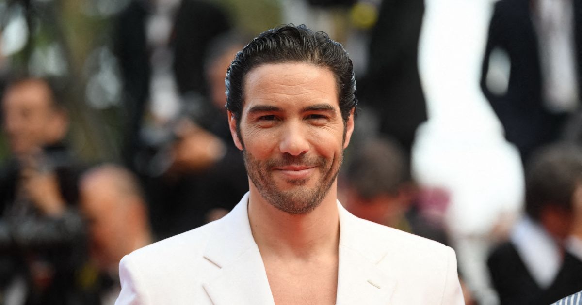 Tahar Rahim - Montée des marches du film L'Innocent lors du 75ème ...