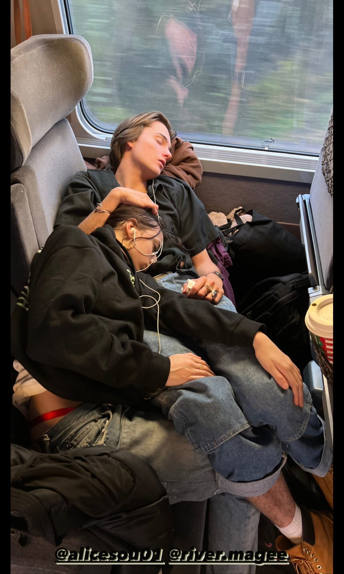 Photo : Alice Attal et son boyfriend River Magne : immortalisés par ...