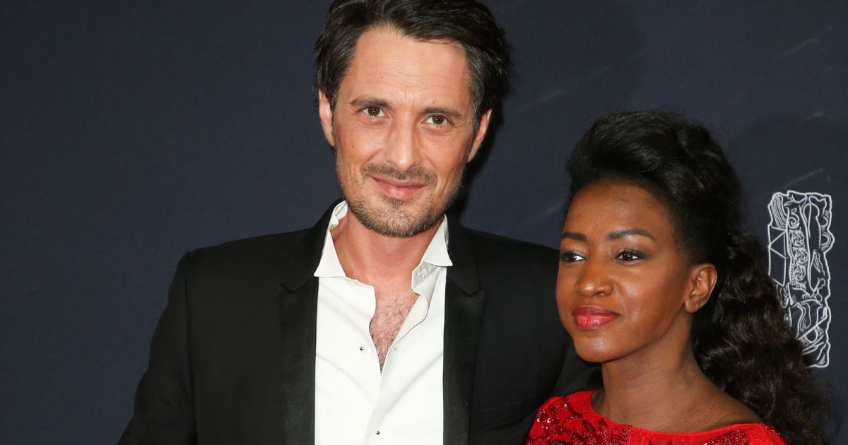 Vincent Cerutti et sa compagne Hapsatou Sy lors du photocall lors de la ...