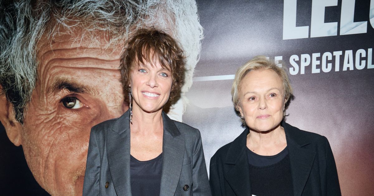 Exclusif - Muriel Robin et sa femme Anne Le Nen - Photocall - Spectacle ...