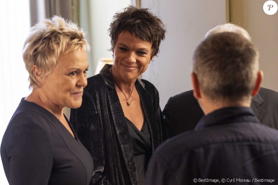 Exclusif - Muriel Robin, Anne Le Nen - Séquence Les présentations et La ...