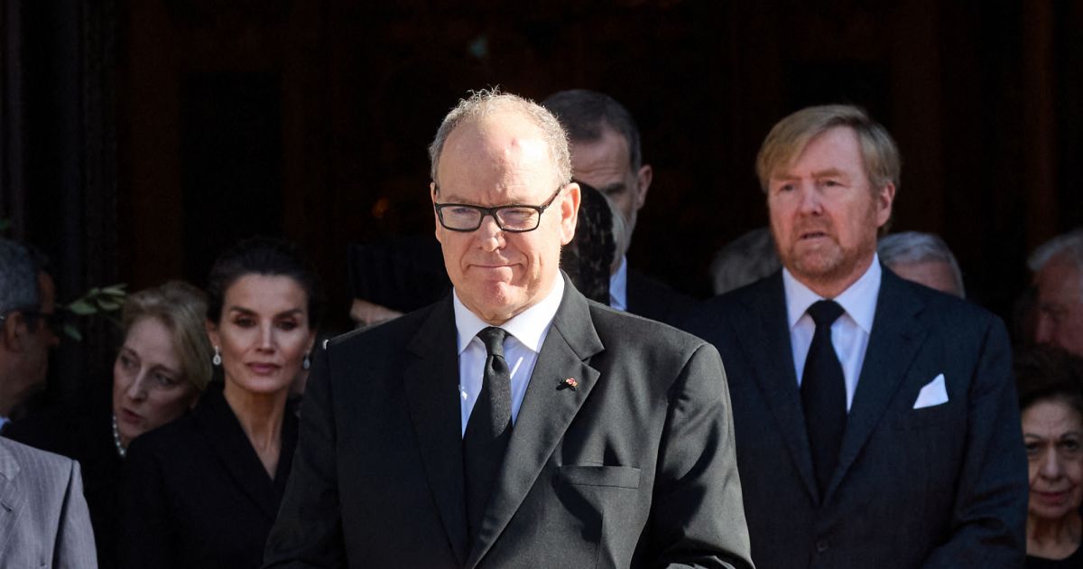 Le prince Albert II de Monaco, le roi Willem-Alexander des Pays-Bas ...