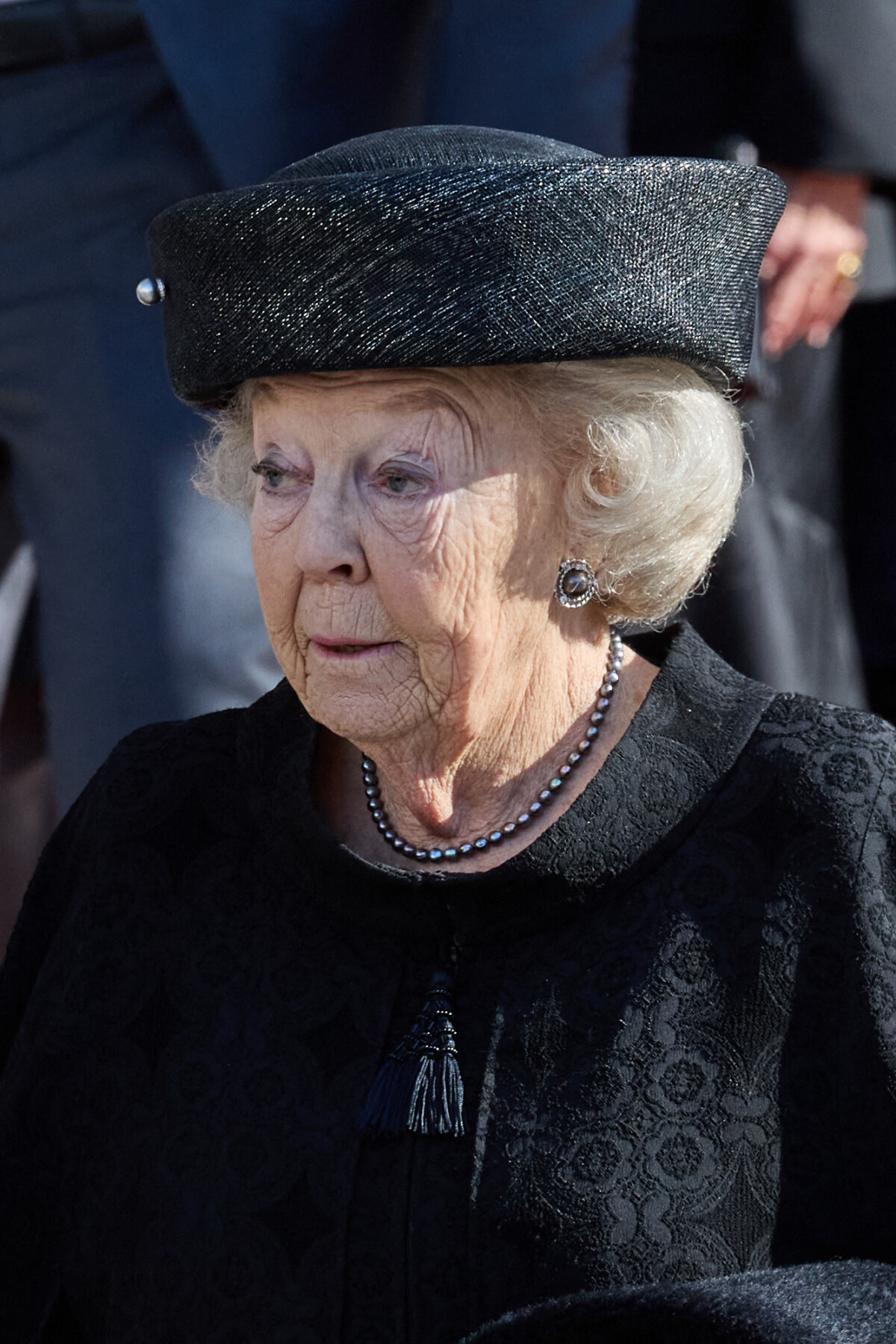 Photo : La princesse Beatrix des Pays-Bas - Sorties des obsèques du roi ...