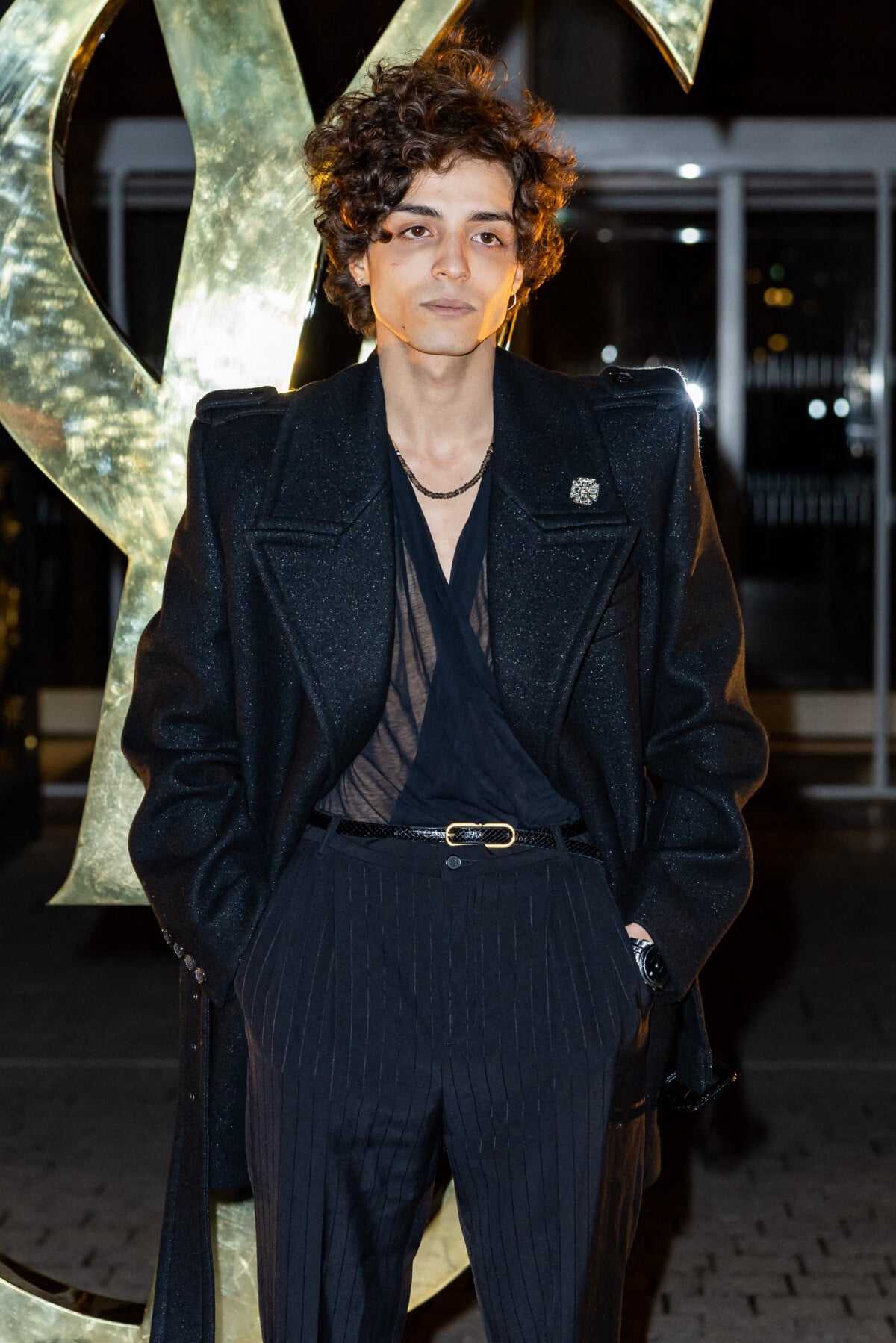 Photo : Moncef Farfar - Défilé Saint Laurent Homme Automne-Hiver 2023 ...
