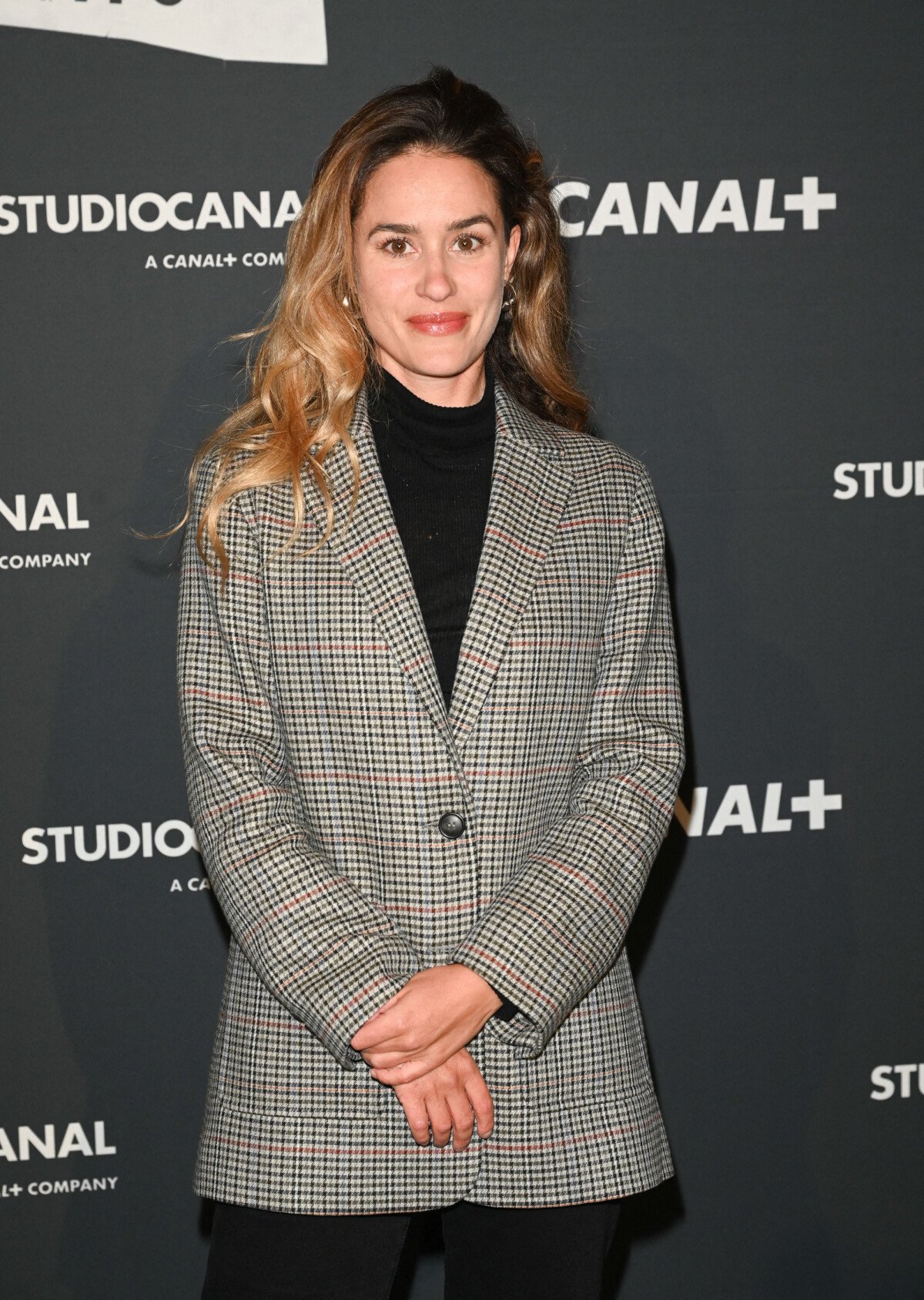 Photo : Alice David - Avant-première de la serie "La Nuit où Laurier ...