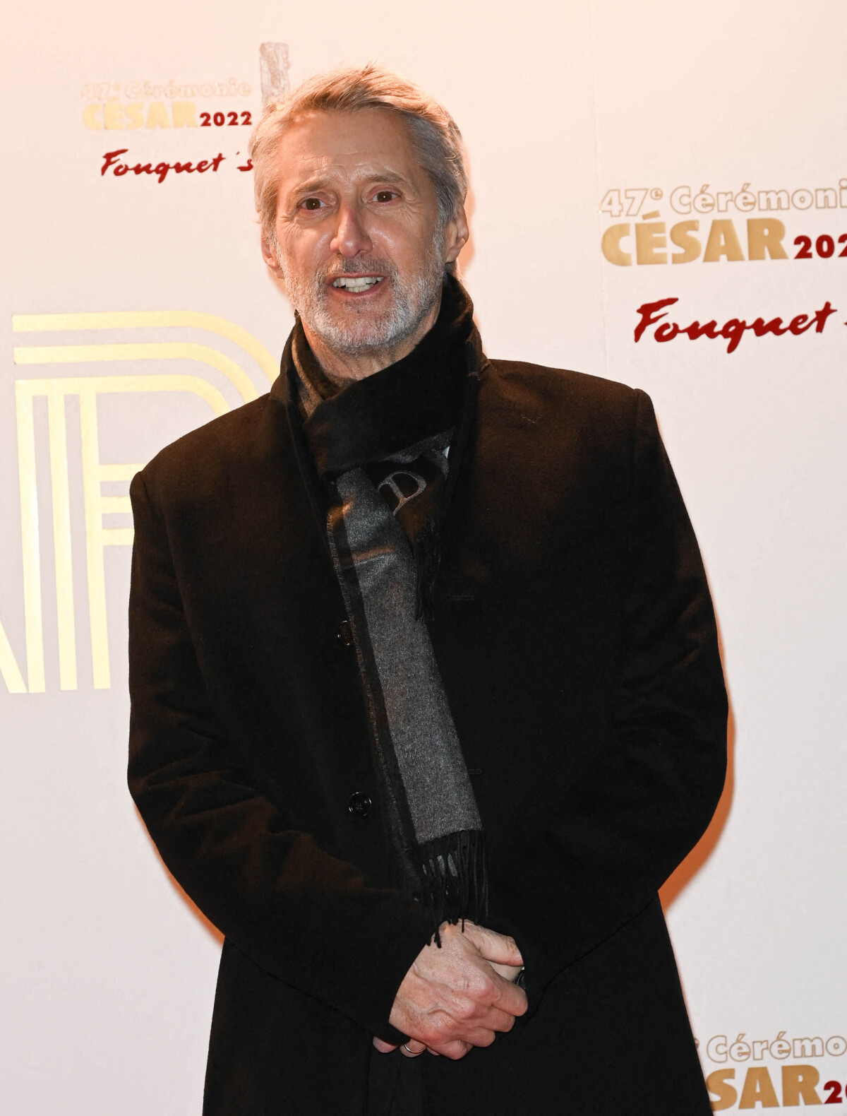 Photo : Antoine de Caunes (habillé en Dior Homme) - Photocall au ...