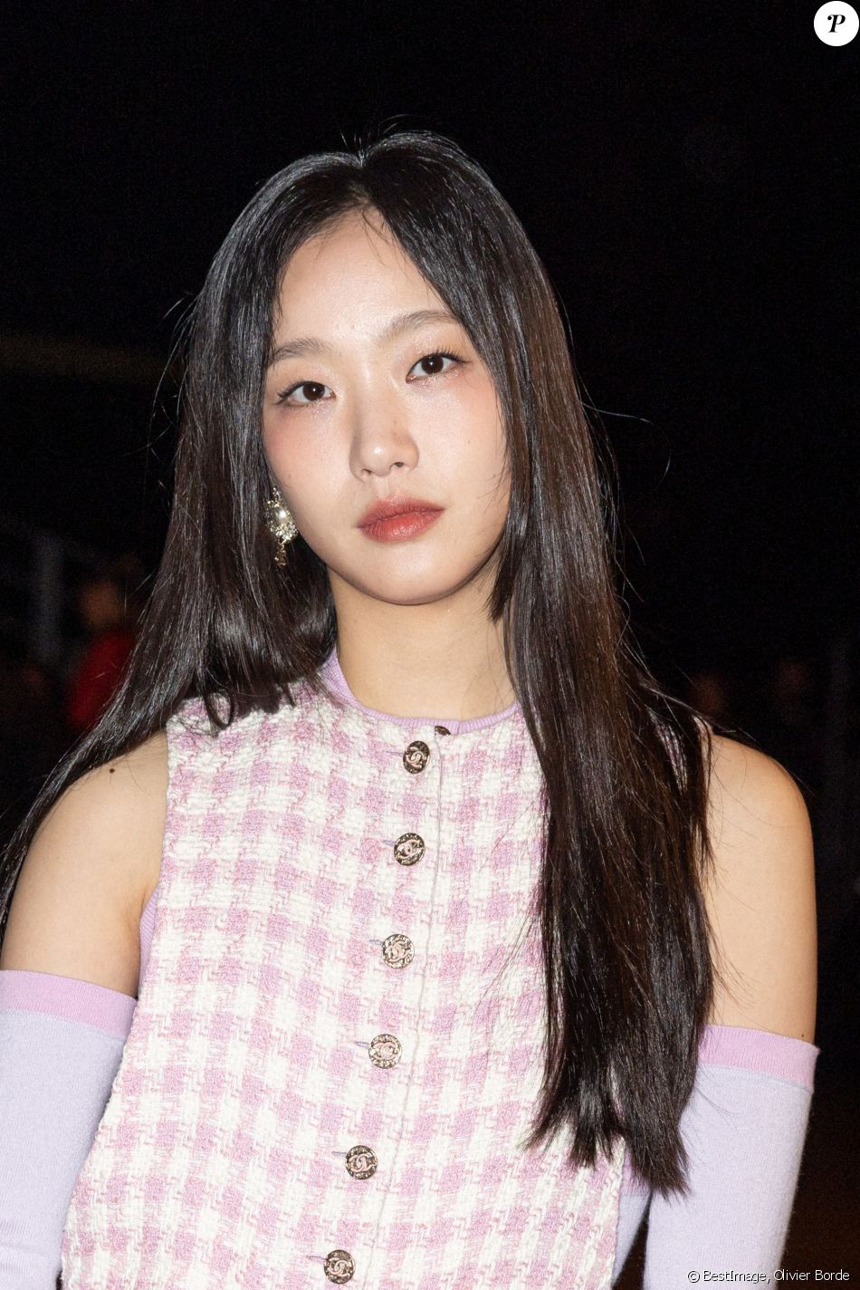 Kim Go-Eun - Défilé Haute-Couture Chanel au Grand Palais Éphémère lors ...