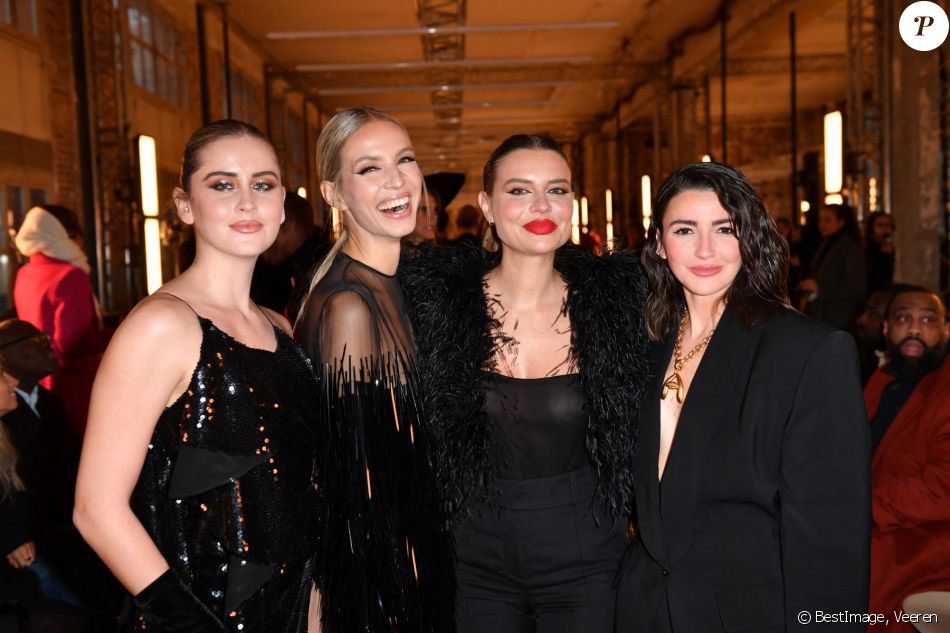 Valentina Ferragni, Leonie Hanne - Défilé de mode Haute-Couture ...