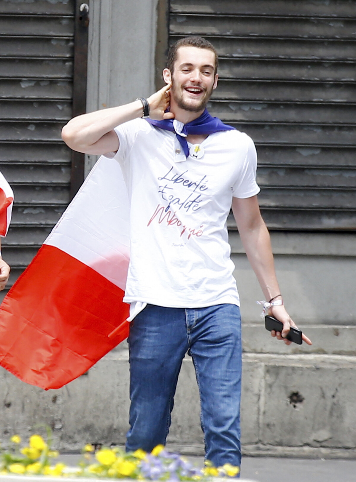 Photo : Exclusif - Louis Sarkozy est allé regarder le match France ...