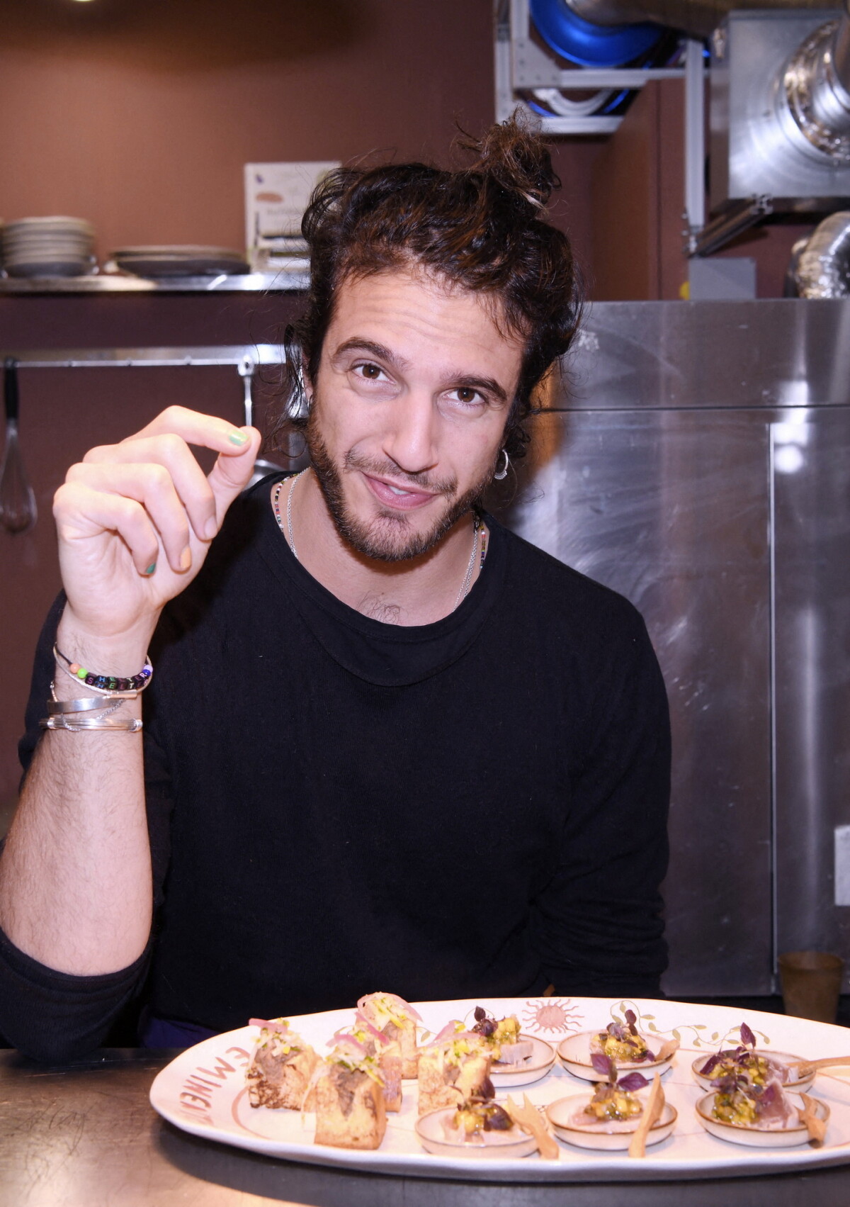 Photo : Exclusif - Le chef Julien Sebbag - Soirée cocktail au nouveau ...