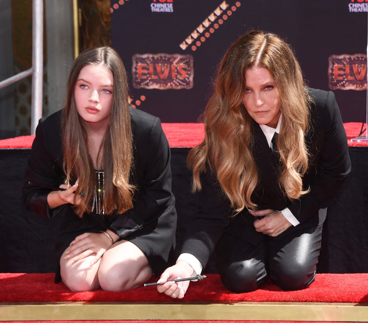 Photo : Finley Lockwood and Lisa Marie Presley - Trois générations de ...