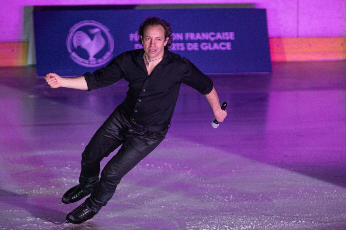 Photo : Philippe Candeloro - Patinage artistique : Tournée de l'équipe ...