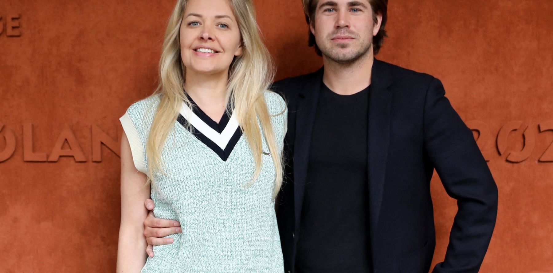 "C'était un bel homme mais..." : Carine Galli méfiante lors de sa ...