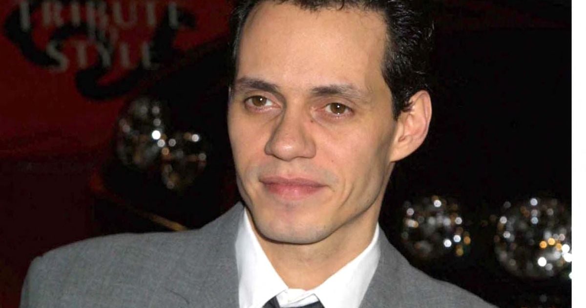 Marc Anthony à Santa Monica à Los Angeles le 19 mars 2001. - Purepeople